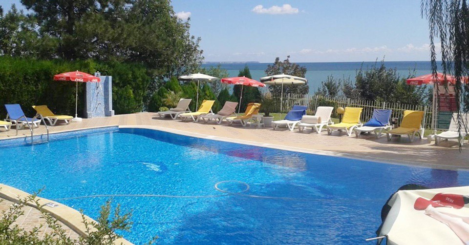 Хотел Рай в Каварна - оферти и цени | Rio.bg