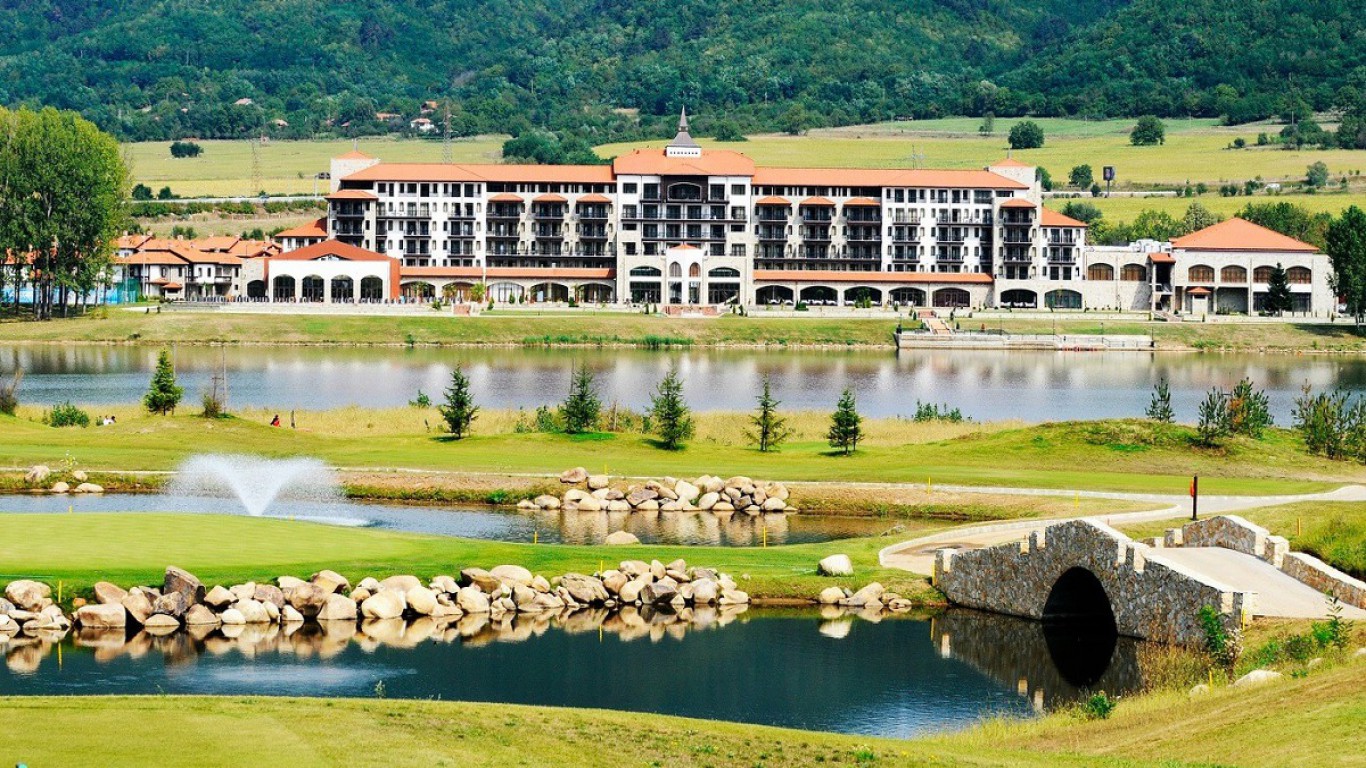 Почивка в RIU Pravets Golf & SPA Resort