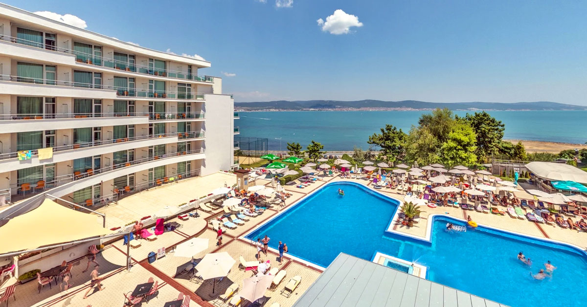 Хотели в Несебър на първа линия – All Inclusive оферти от Rio.bg